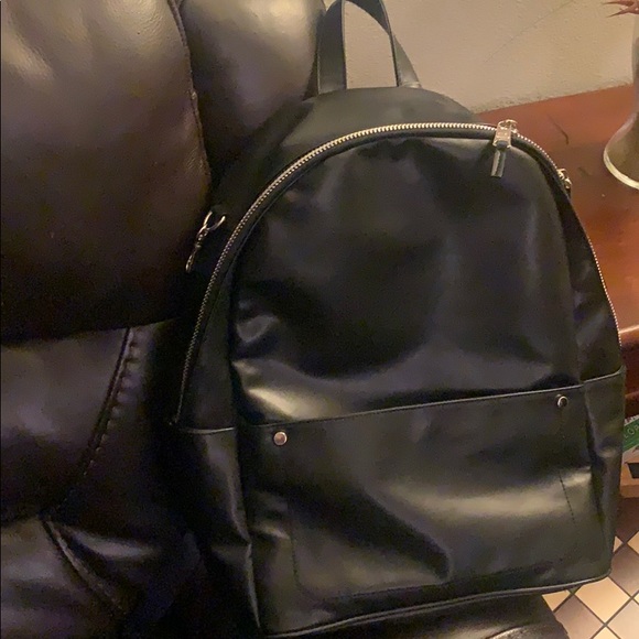 Steve Madden | Bags | Steve Madden Leather Backpack Elegant For All ...
